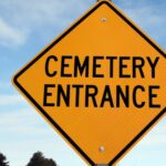 Cemetery Etiquette | How to Behave at a Graveside